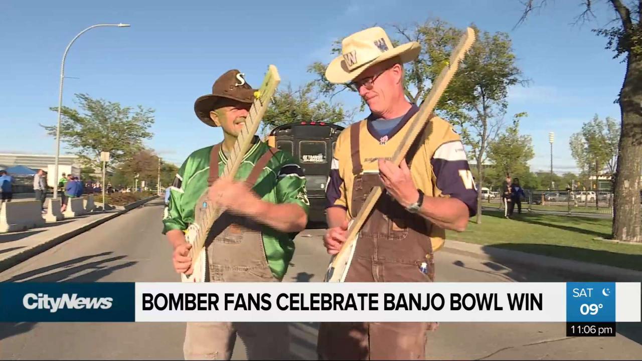 Celebrating the Bombers Banjo Bowl victory