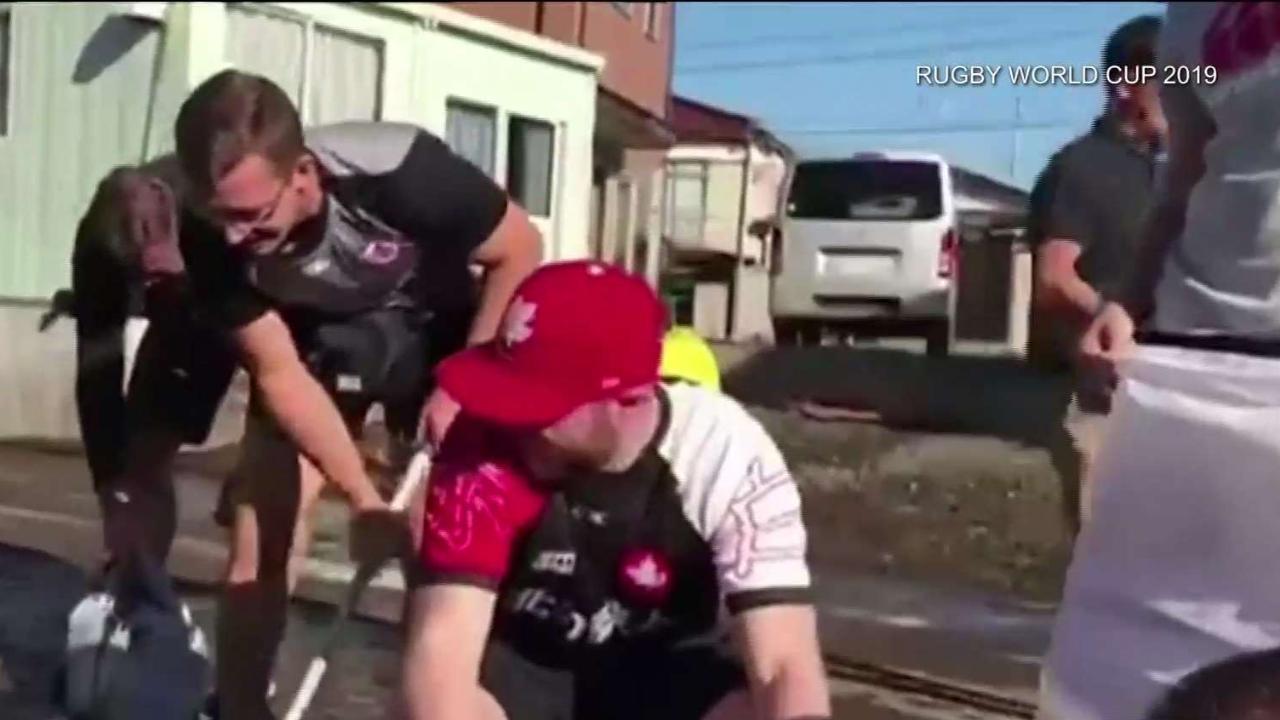 Canadian rugby players help in typhoon recovery efforts